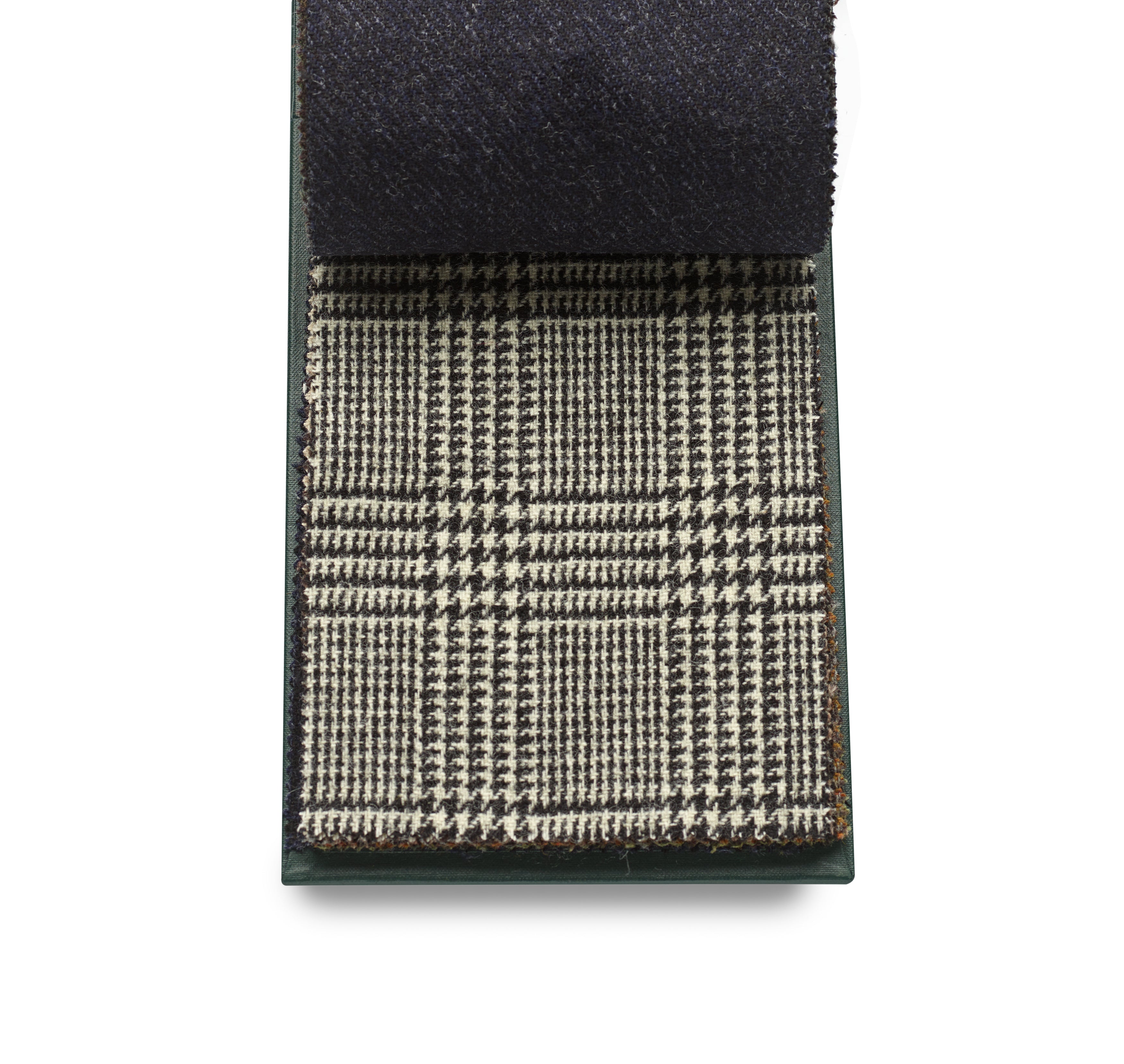 TD23 : Classic Prince of Wales Check Tweed – Fox Brothers & Co Ltd